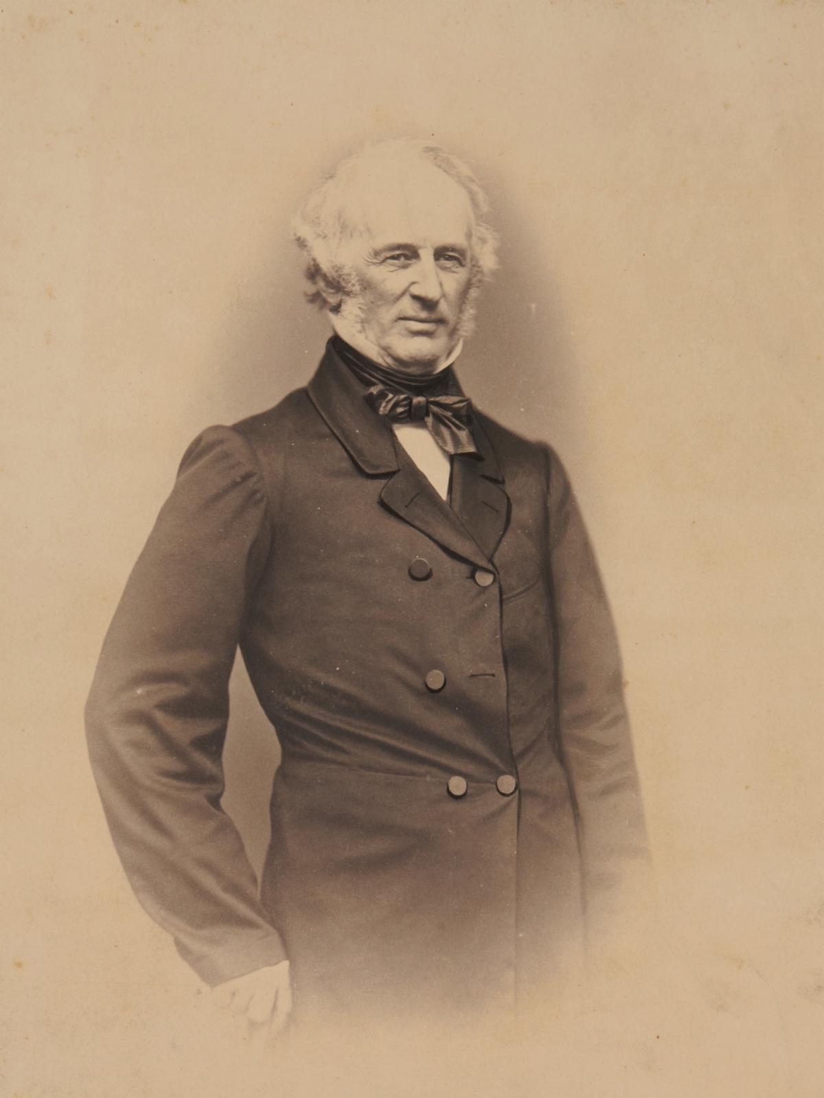 American wealth: rare photos and manuscripts
