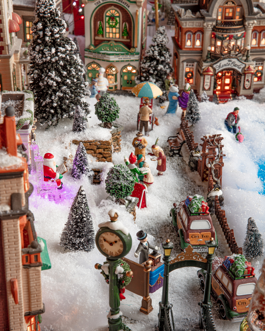 SANTA'S SHOPPE THIS WEEKEND!